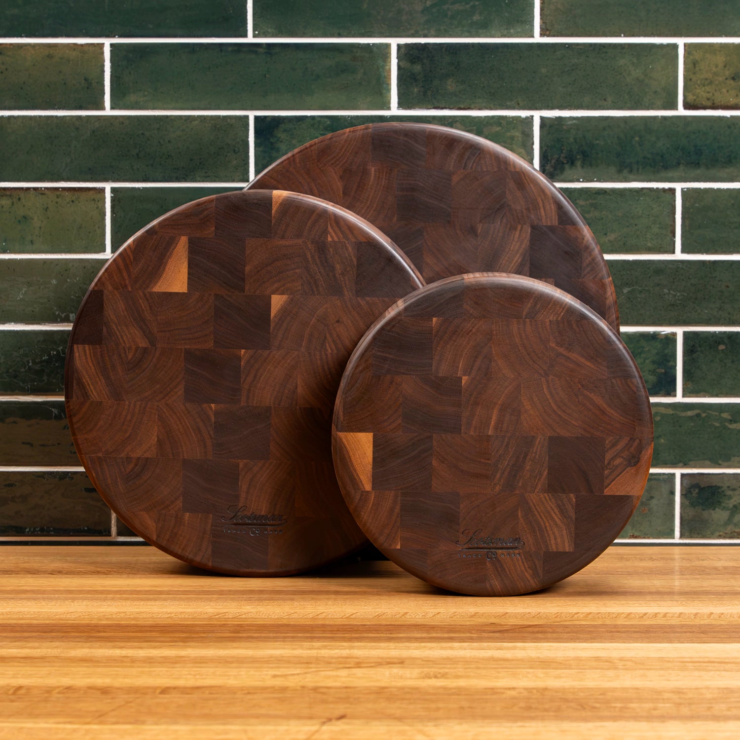 Walnut End Grain Round Butcher Block – Laurel Mercantile
